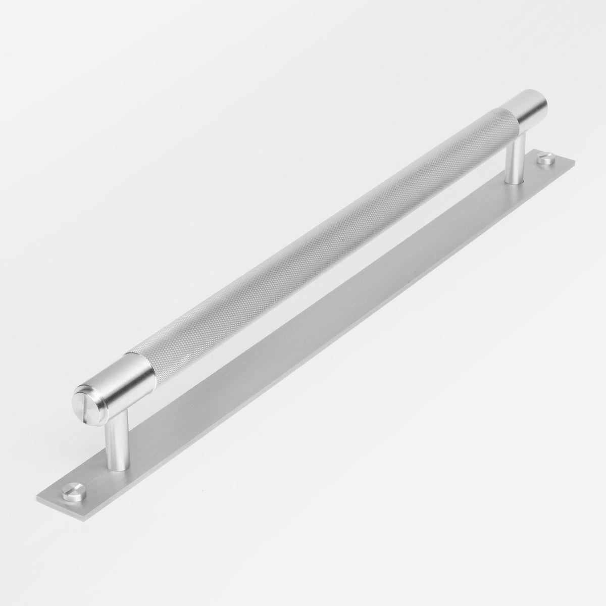 113B, Cross Pull Bar + Backplate - Large - 12.75" (325mm) c-c – FineKnobs.com