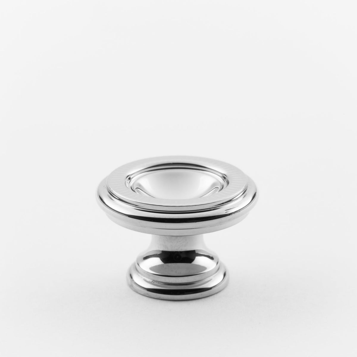 1169, Knob - 31/32", Classic Brass Hutter Collection – FineKnobs.com