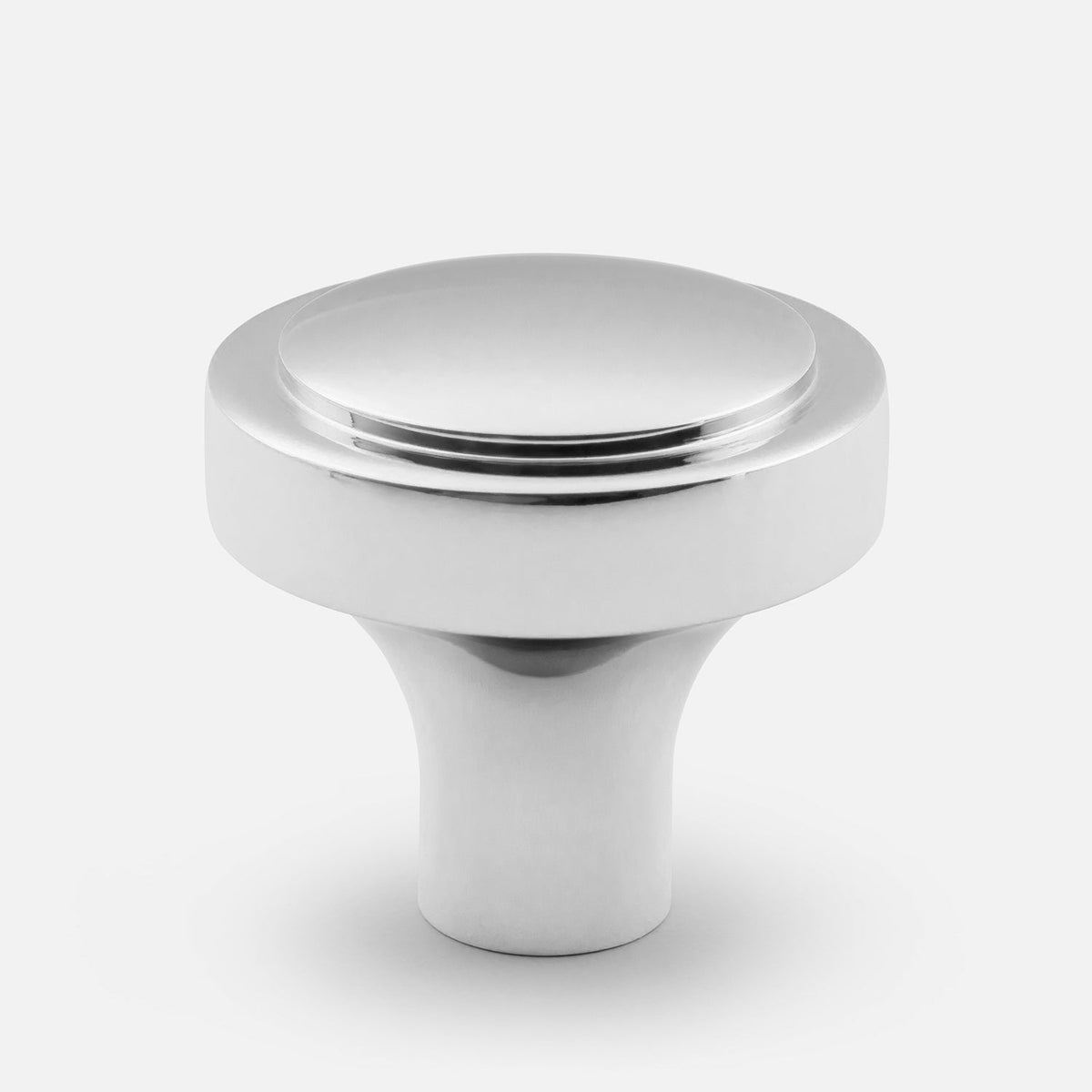 2866, Knob - 1-1/4", Classic Brass Shore Collection – FineKnobs.com